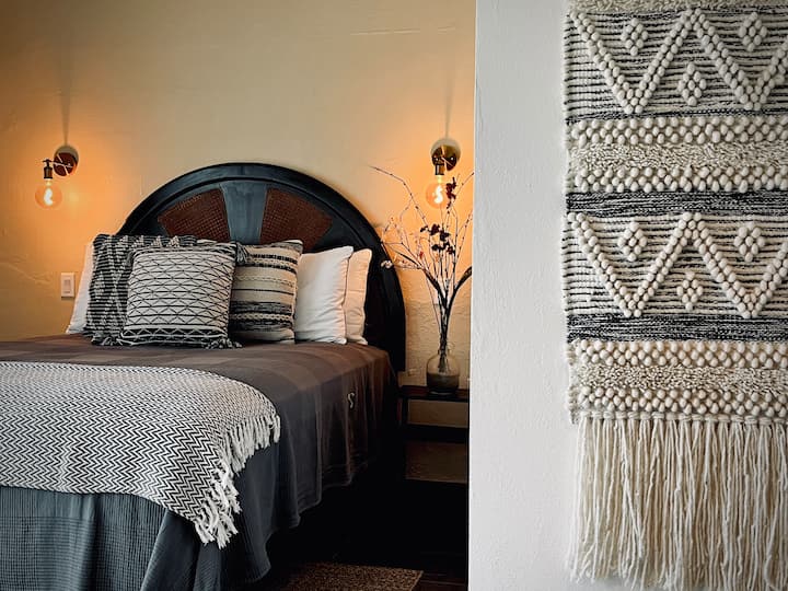 Lejos Eco Retreat - Casona La Tres - Vieques