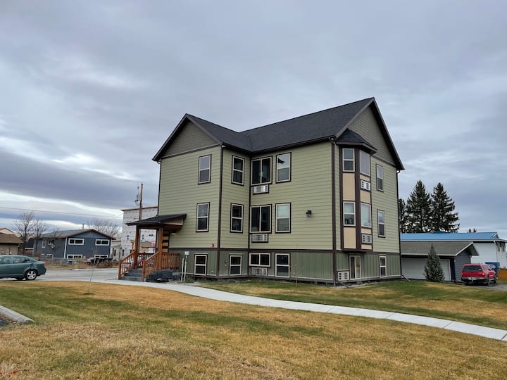 Lovely 3 Bedroom Condo Near Msu And Downtown #C - Bozeman, MT