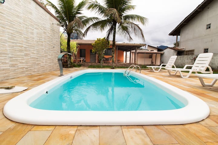 Piscina 4 Dorm/ 400 Metros Da Praia Perequê-açú - Ubatuba