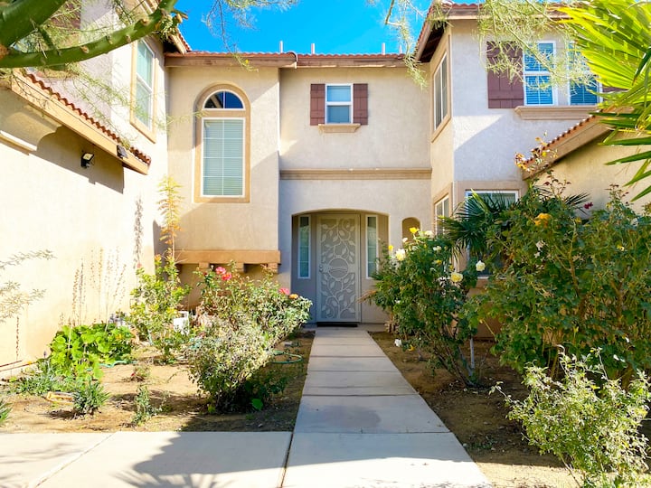 Beautiful, Serene Retreat | Pristine Landscape - Lancaster, CA