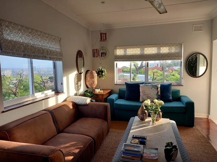 Spacious Penthouse Apartment With 180 Degree Views - Durban