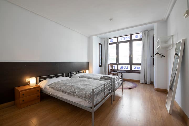 Twin Room With Shared Bathroom (Self Check-in) - 도노스티아