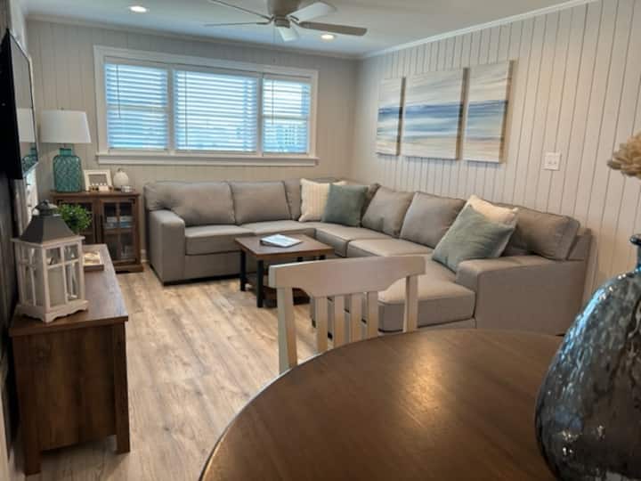 Family Friendly Beach Cottage - Kill Devil Hills