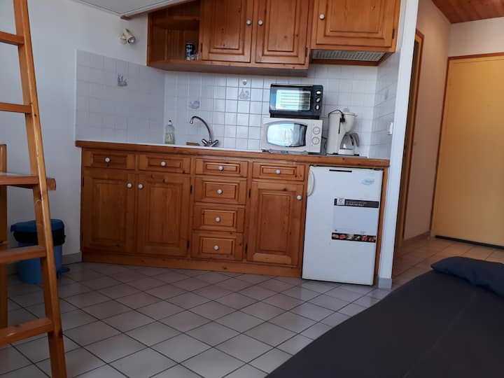 Studio Meublé Avec Lit En Mezzanine Et Wifi - Aire-sur-l'Adour