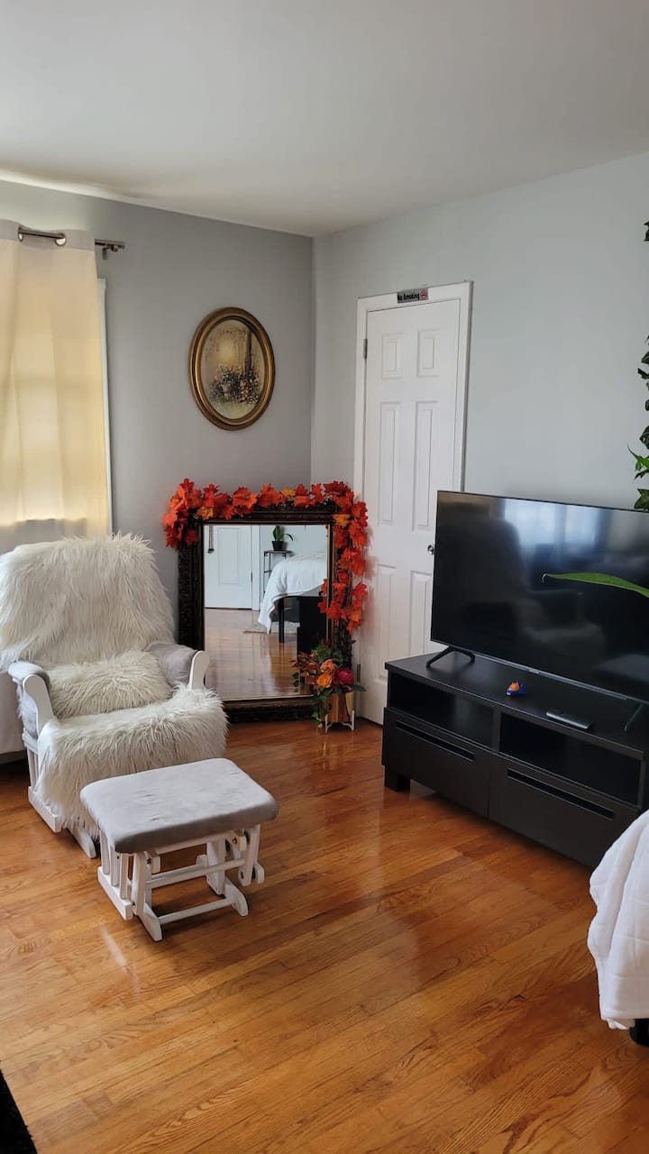 (01)lovely Large Bedroom Unit - New York