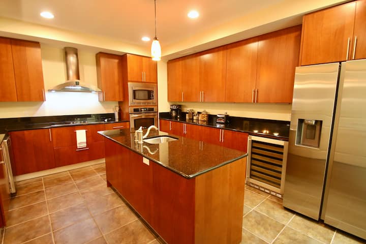 El Sueno At Ocean Vistas Unit 1111 Penthouse - Daytona Beach, FL