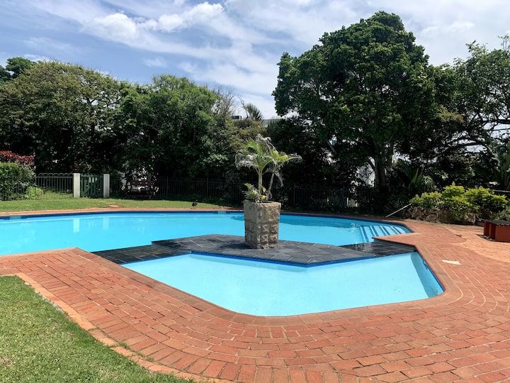 Lovely 2 Bedroom Family Villa Overlooking The Pool - Dolphin Coast