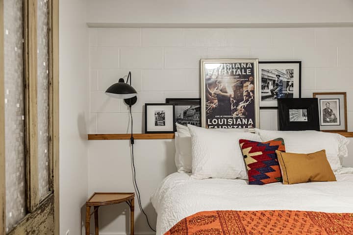 Spacious, Stylish Capitol Hill Home (Free Parking) - Bloomingdale, DC