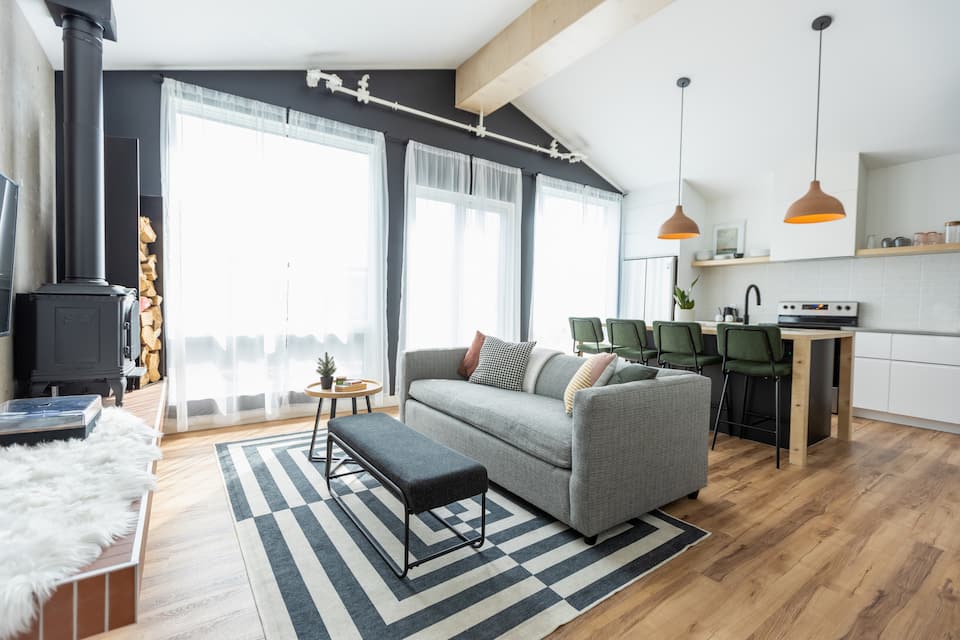 Edmonton, Canada Vacation Rentals - Airbnb