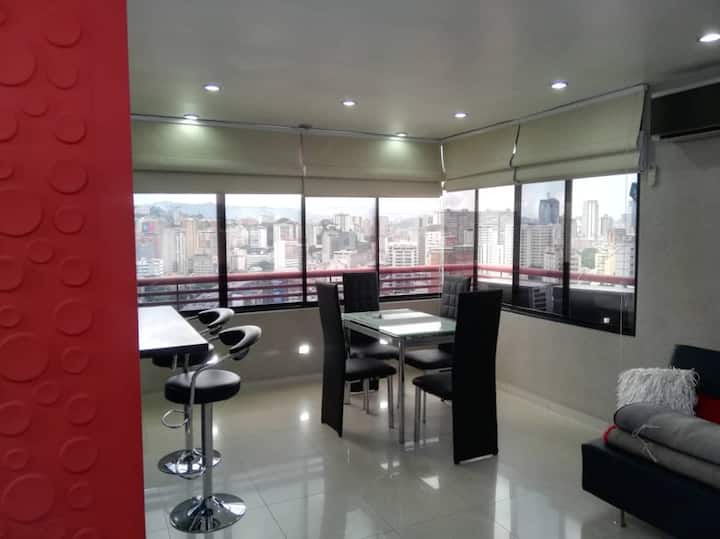 Hermoso Apartamento En Zona Céntrica. - Caracas