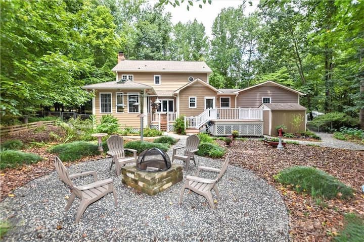 Oasis In Suburbs, Comfortable Stay, Outdoor Living - Midland, NC