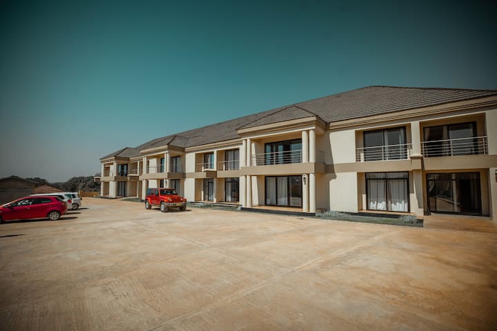 Sigelege Suites 2 Bedroom Apartments With Pool. - Lilongwe