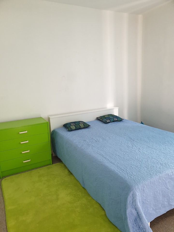 Centre Ville - Chambre Et Salle De Bain Privative - Neuchâtel