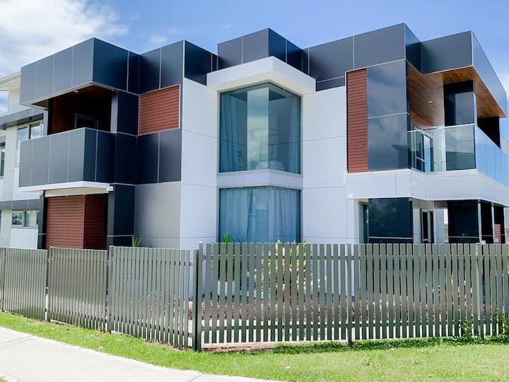 Top-deck At The Marina - Shellharbour