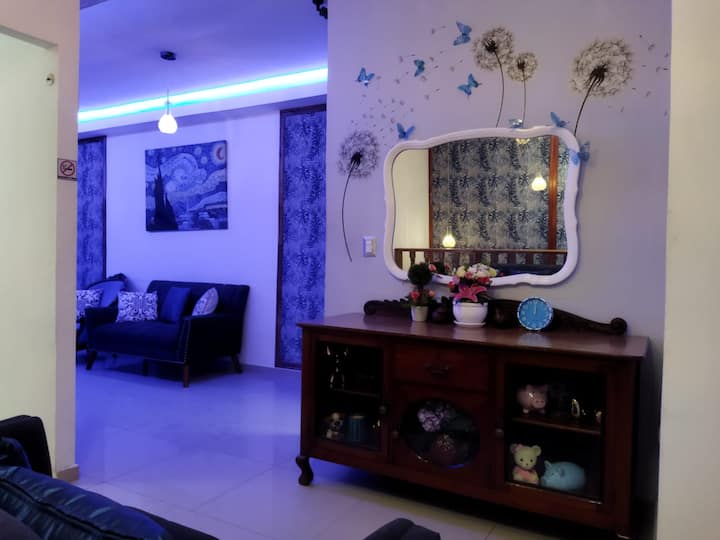 Agradable Casa Ubicada En Residencial Privada - San Salvador