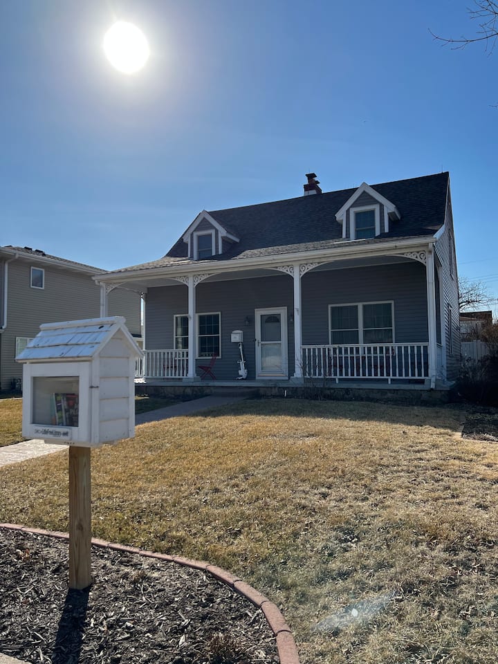 Capeside Cottage - La Crosse, WI