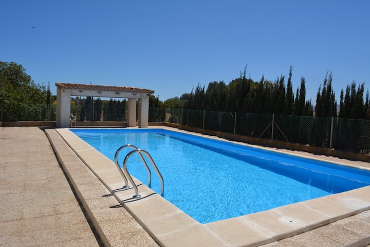 Wonderful Secluded Villa For Up To 18 People - Los Alcázares