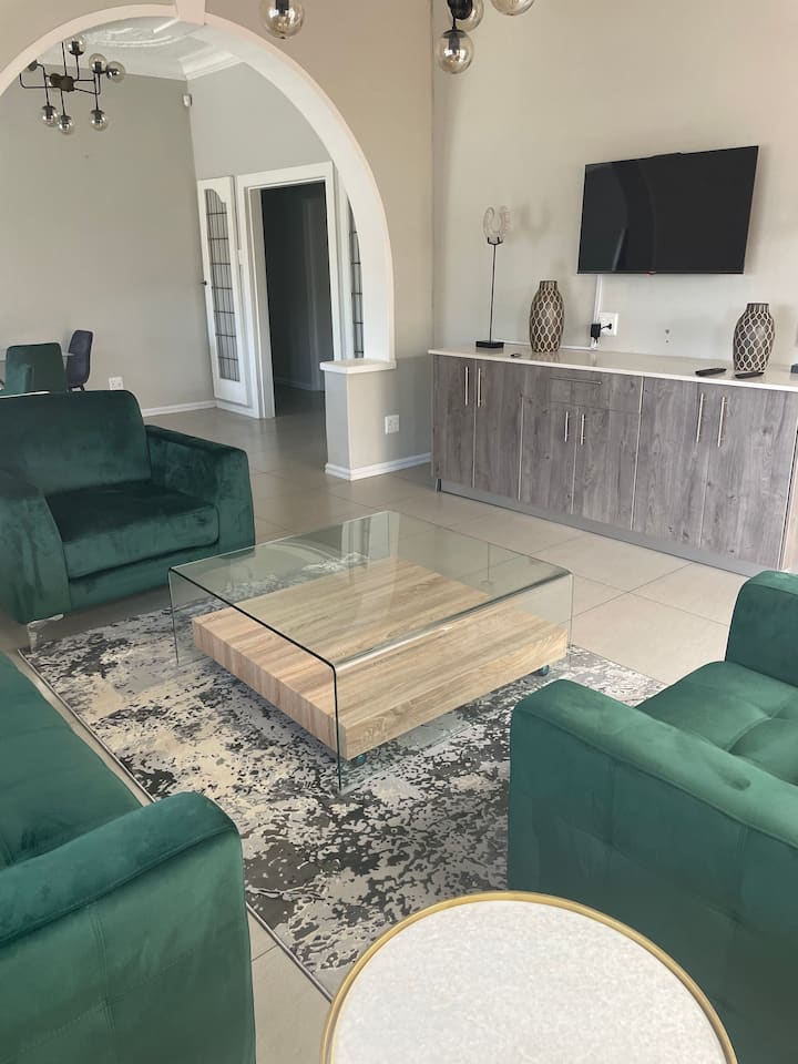 Guesthouse On Darlington - East London