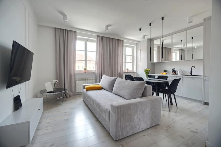 Apartament Z Widokiem, Plac Zamkowy, 6 Os. - Warschau