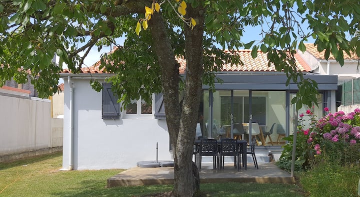 Belle Maison De Vacances  Plain Pied Avec Jardin - Saint-Gilles-Croix-de-Vie