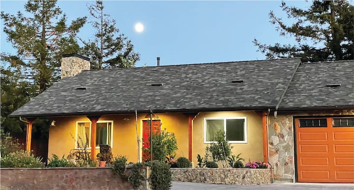 Wine Country Living - Sebastopol, CA