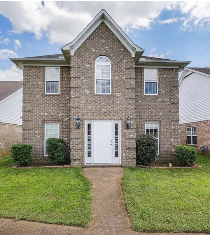 Classic Connection In The Hub City! - Jackson, TN