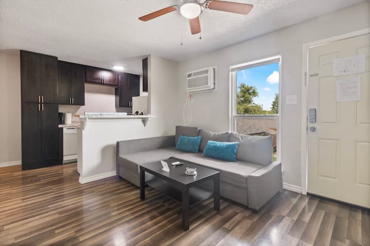 Modern Arlington Apartment ⍟ <1mile To At&t - Globe Life Field - Arlington