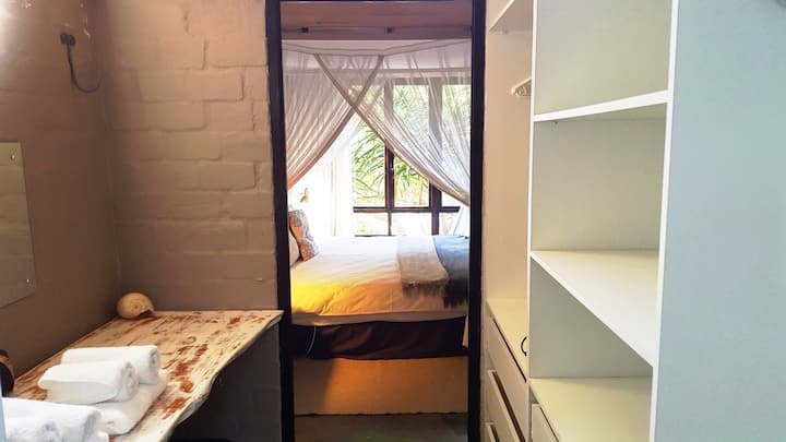 Hornbill House Unit 4 - 2 Bed Family Apartment - Hermanus