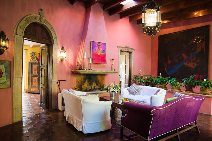 Gorgeous Traditional, Terrific Staff, Nyt Featured - San Miguel de Allende