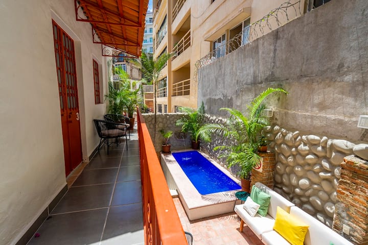 Casa Valentina - Handsome Twin Suite - Puerto Vallarta