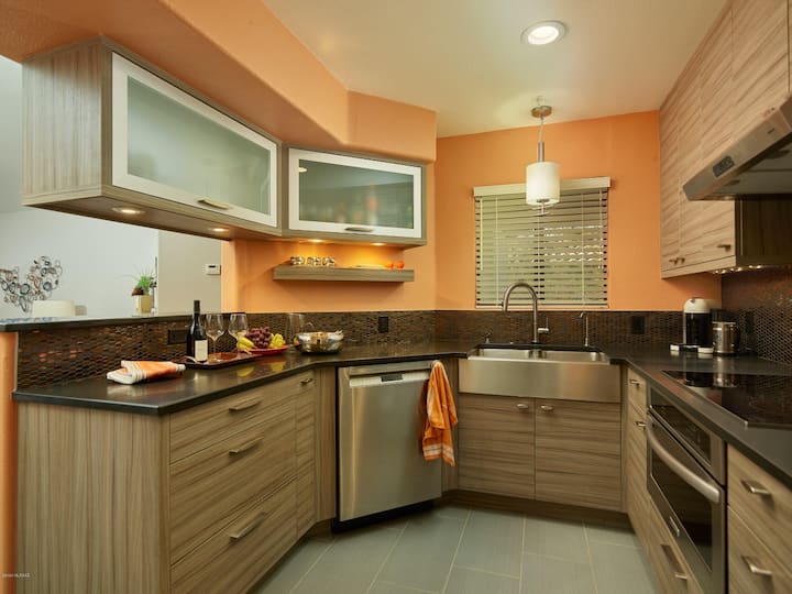 Ventana Canyon Condo 2 Bedroom With Office Space - Tucson, AZ