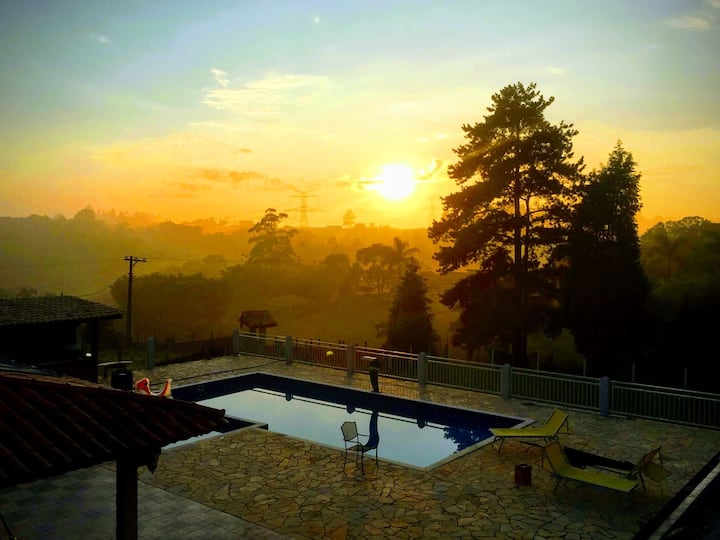 Chacara Tranquila Com Piscina - Ibiúna