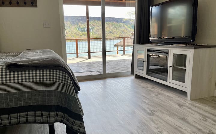 1,000 Springs Riverhouse Waterfalls Room - Idaho (State)