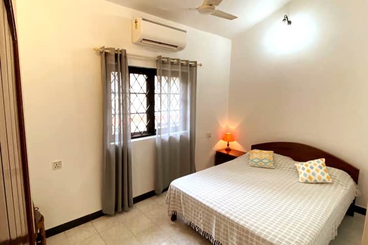 Cozy 1 Bedroom Unit In The Village - Goa