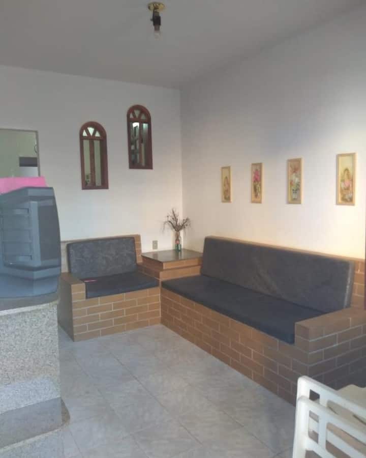 Excelente Apartamento Térreo Com Garagem - Itaoca