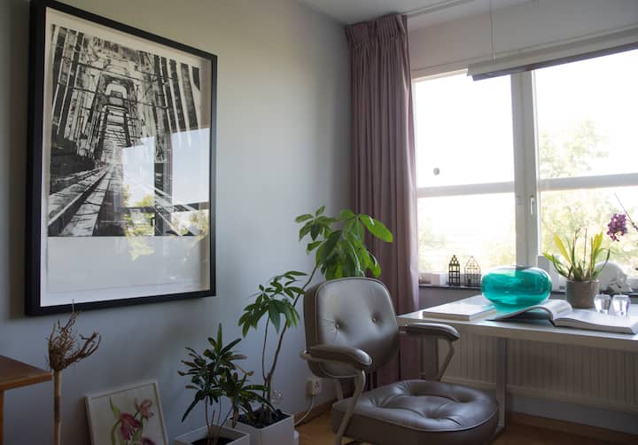 Unique & Light Artist Apartment Near Södermalm - Stockholm