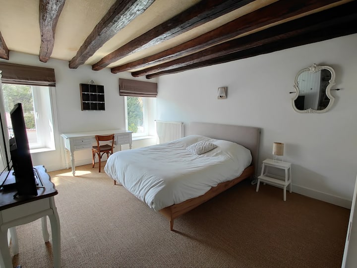 Maison Avec Cheminée Et Jardin Indépendant - Ardennes