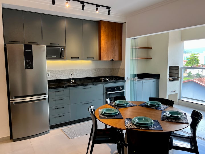 Modern Apartment Decorated Wi-fi Tv 65" And Pool - Ubatuba