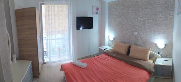 A Beautiful Apartment In The Center Of Athens! - Atina