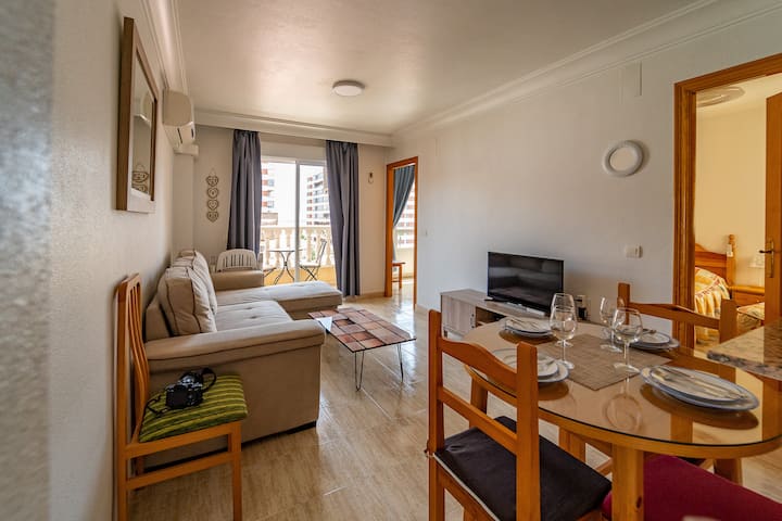 Guests Highly Rated Apartment, Sea View 100m Beach - Torrevieja