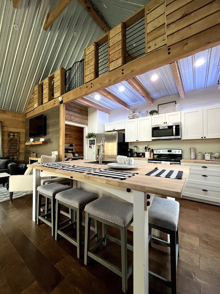 On The Creek, Cedar Cabin - Amicalola Falls Campground, Dawsonville