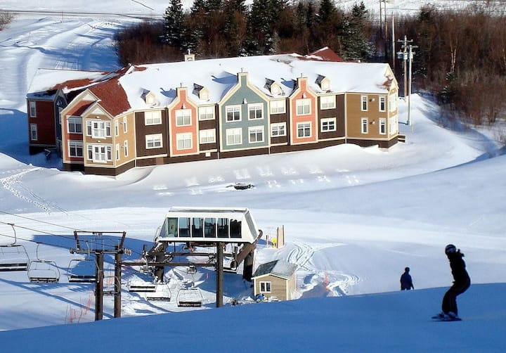 Studio 101 (Wheelchair Accessible) - Corner Brook