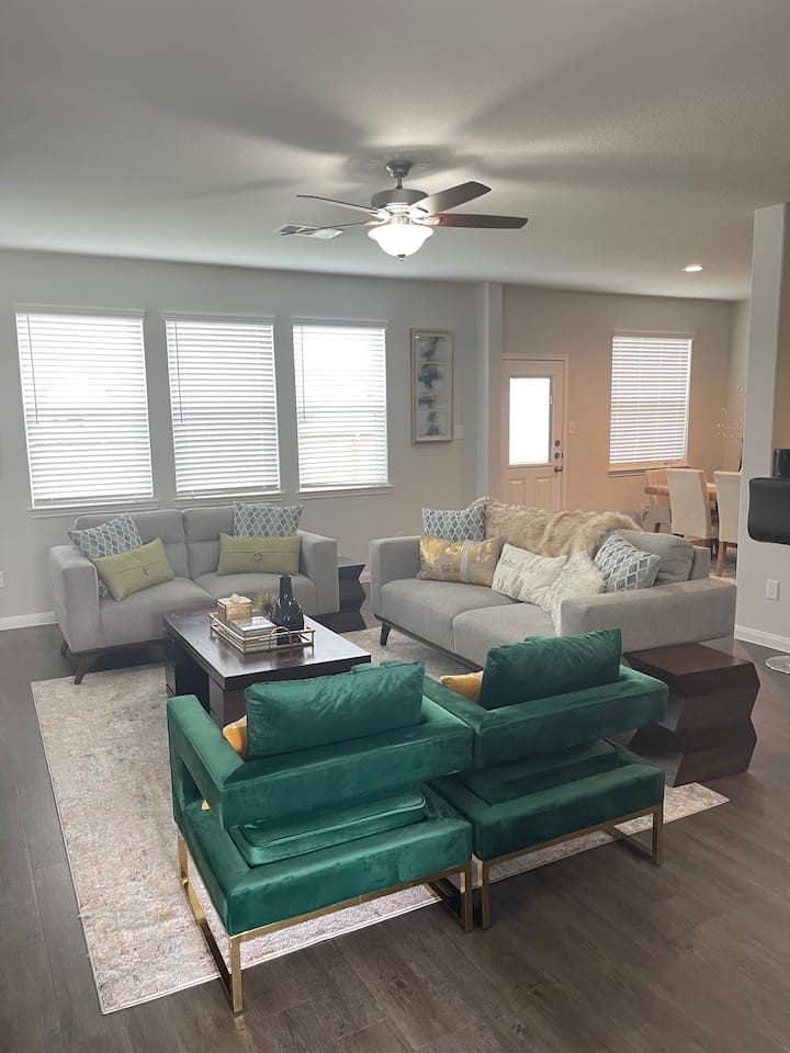Private Room In Katy W/fast Wifi & Refrigerator. - Katy, TX