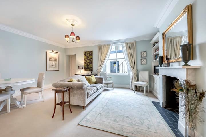 2 Bedroom Flat In Central London - London, UK