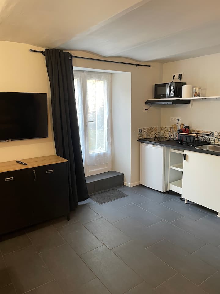 Studio - 17m2 - Orléans - Quartier Dunois - Orleans