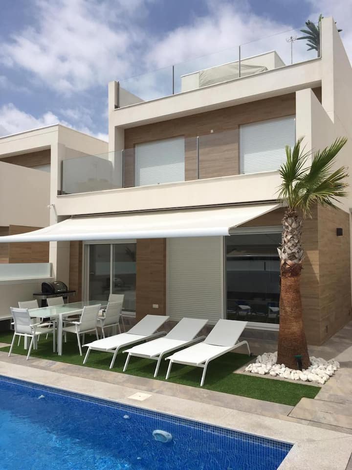 Moderne Villa (6p) Met Privézwembad + 360°solarium - San Pedro del Pinatar