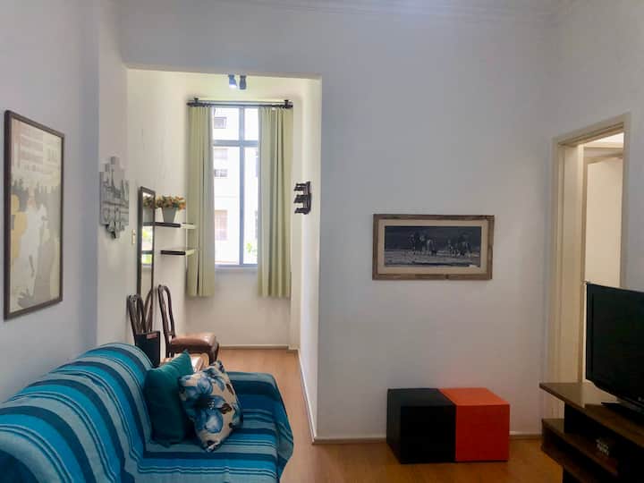 Copacabana 2 Quadras Da Praia. - Rio de Janeiro