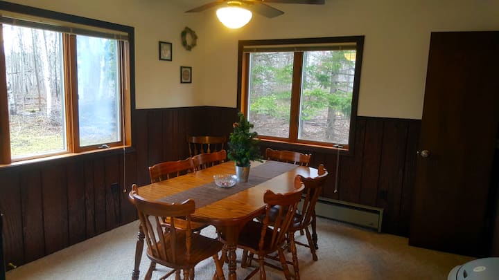 Trailview1 Room: Hottub/theater/massage/sauna - Peninsula, MI