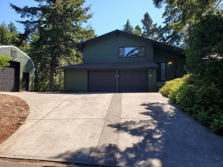 3- Bedroom Home Close To Beach,dunes,shops - Florence, OR