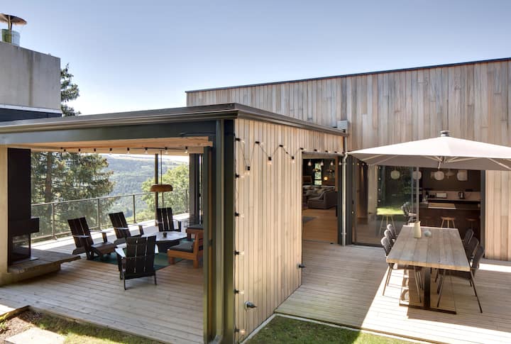 Chalet Haut De Gamme  Vue  Panoramique , Auvergne. - La Bourboule